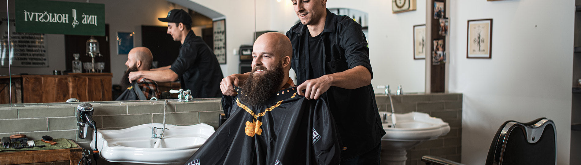 FRISØR/BARBERSHOP – Tuxedo